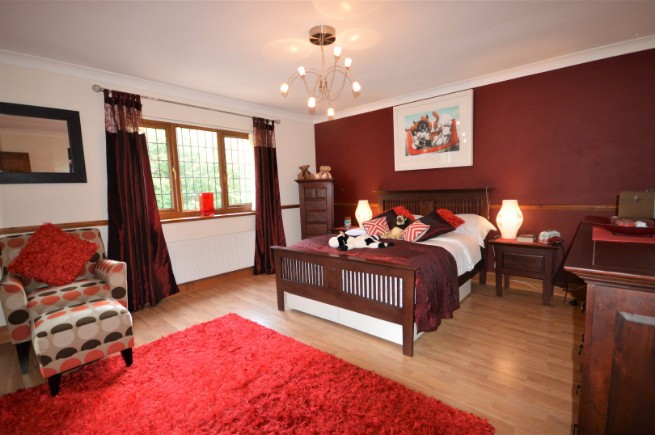 Sold Gallery - Sarah Sheehy-Jones MNAEA